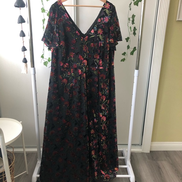 Modcloth | Dresses | Modcloth Velvet Floral Vneck Maxi Dress Flutter ...